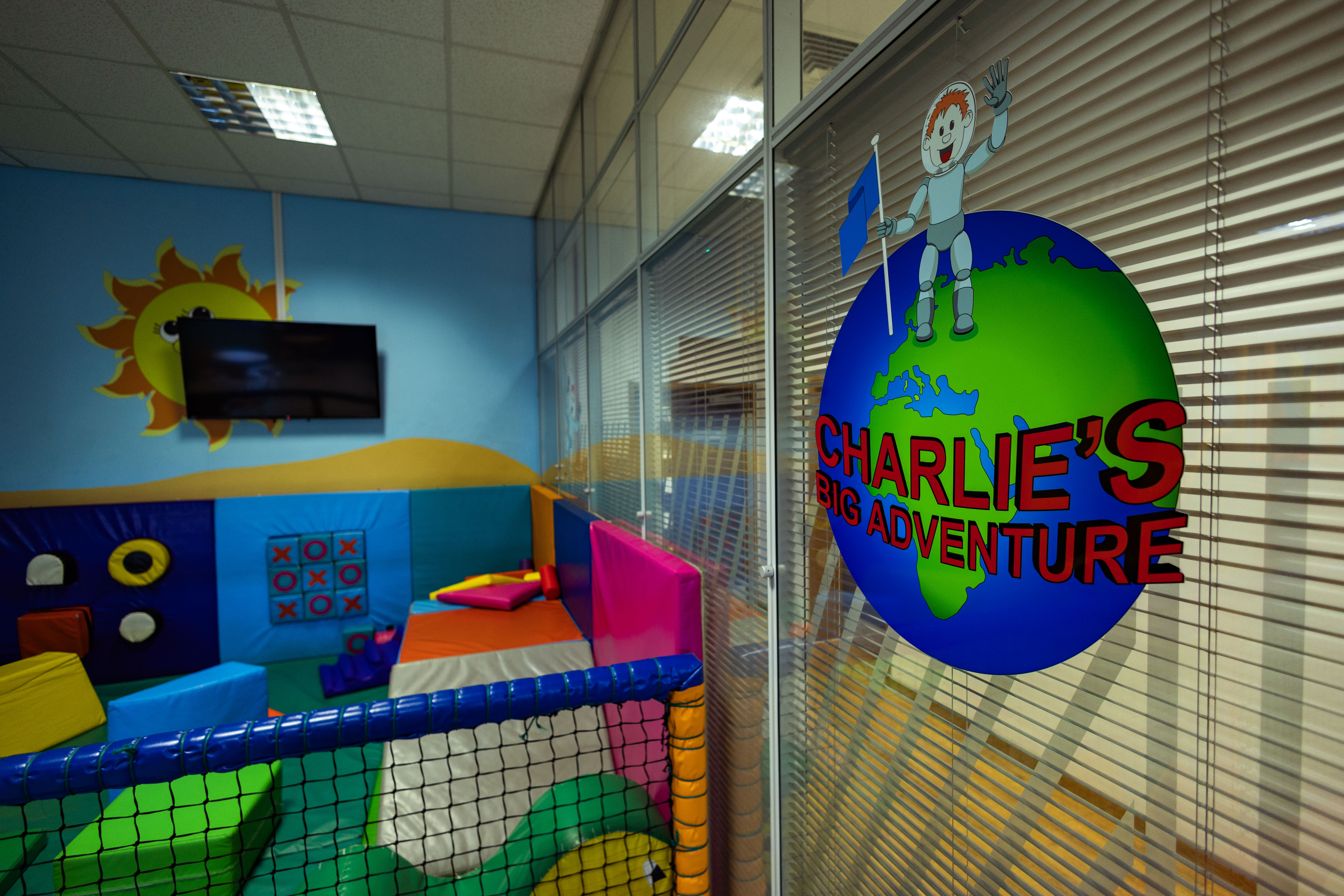 Charlie's Big Adventure | EDLC